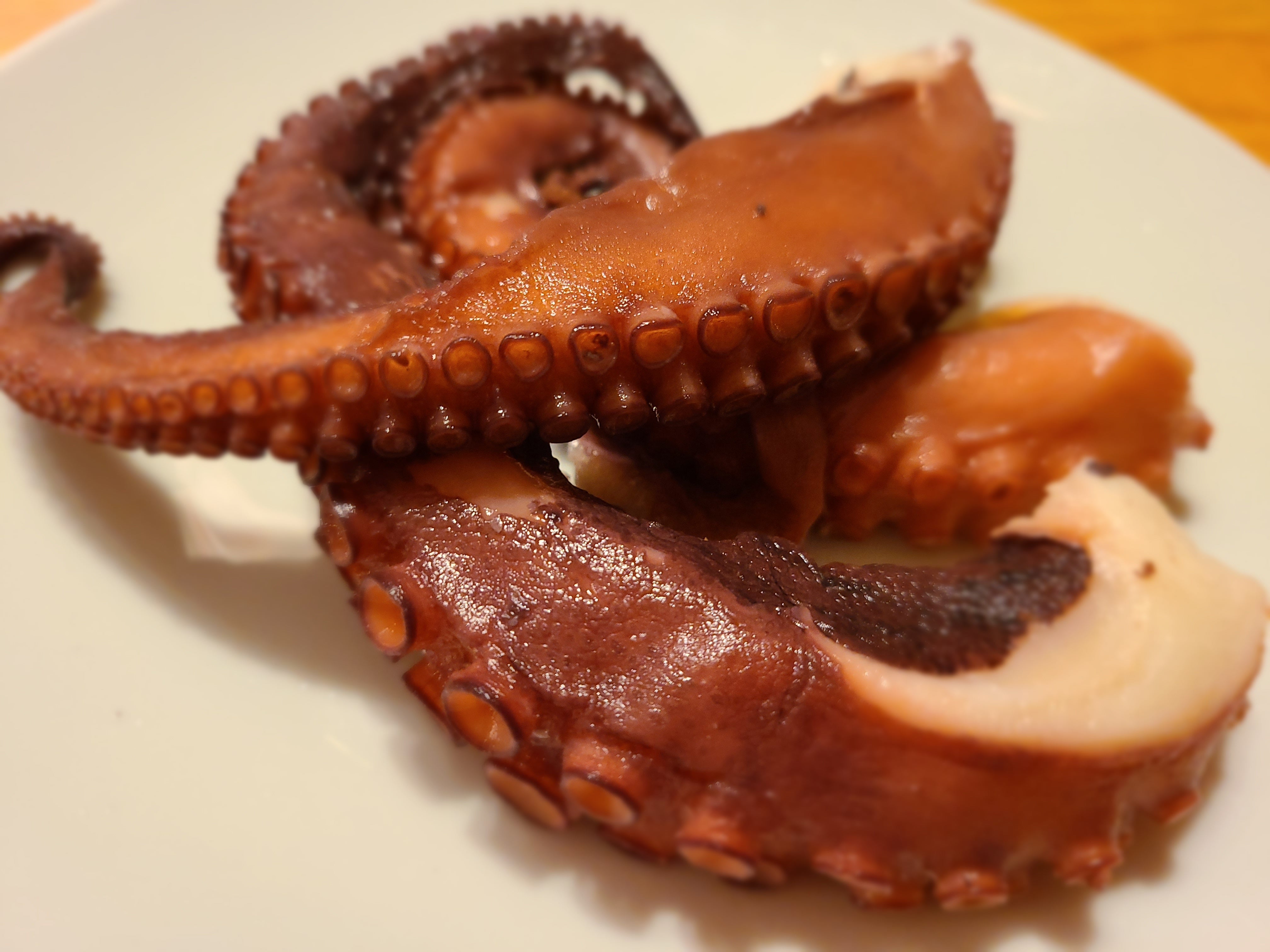 Wild Cooked Spanish Octopus Legs – Seafood Express