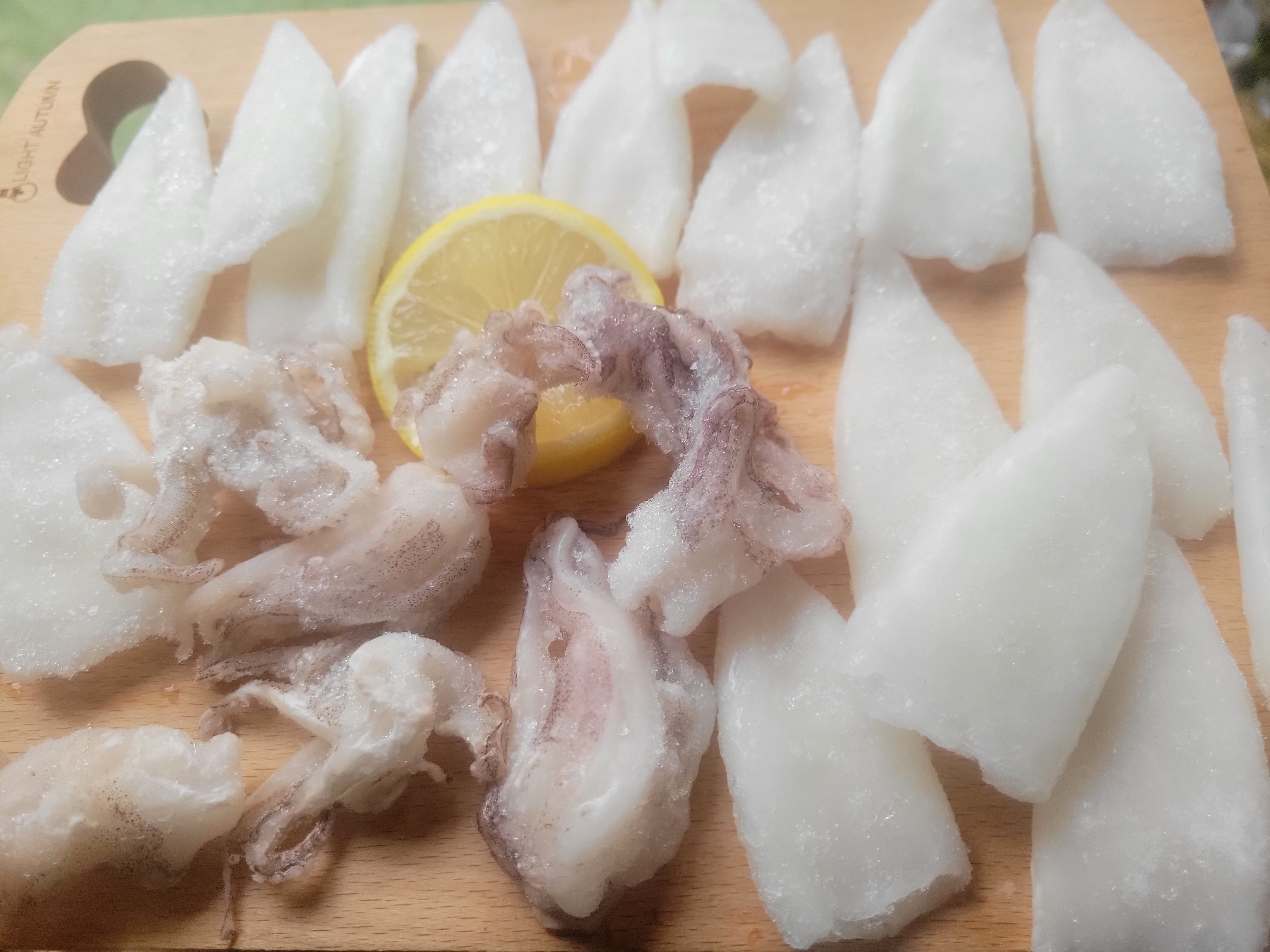 *Cleaned* LARGE Rhode Island Calamari Squid – Seafood Express